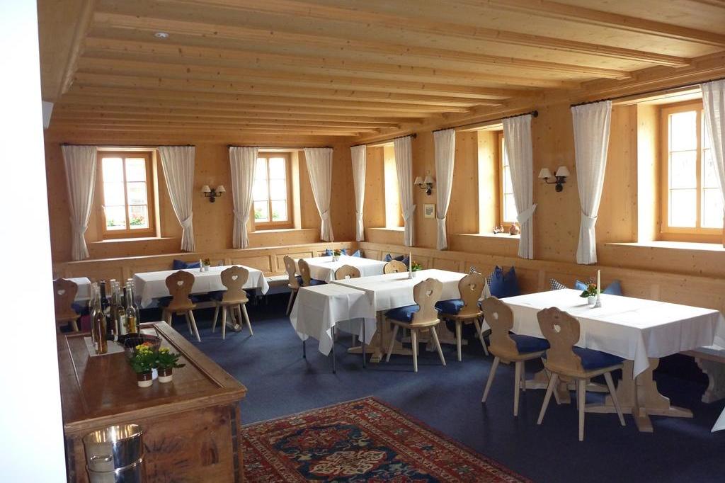 Koch / Chef de Partie bei Restaurant Alpenrose in Sils-Maria / Engadin ...